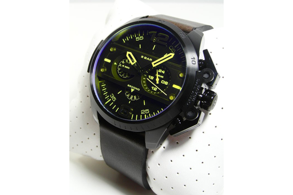 Diesel DZ4364 - Watch | Products - WeStocklots | Buy branded Stocklots ...